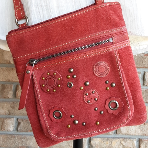 Fossil | Bags | Fossil Red Suede Boho Style Crossbody Bag With Zip ...